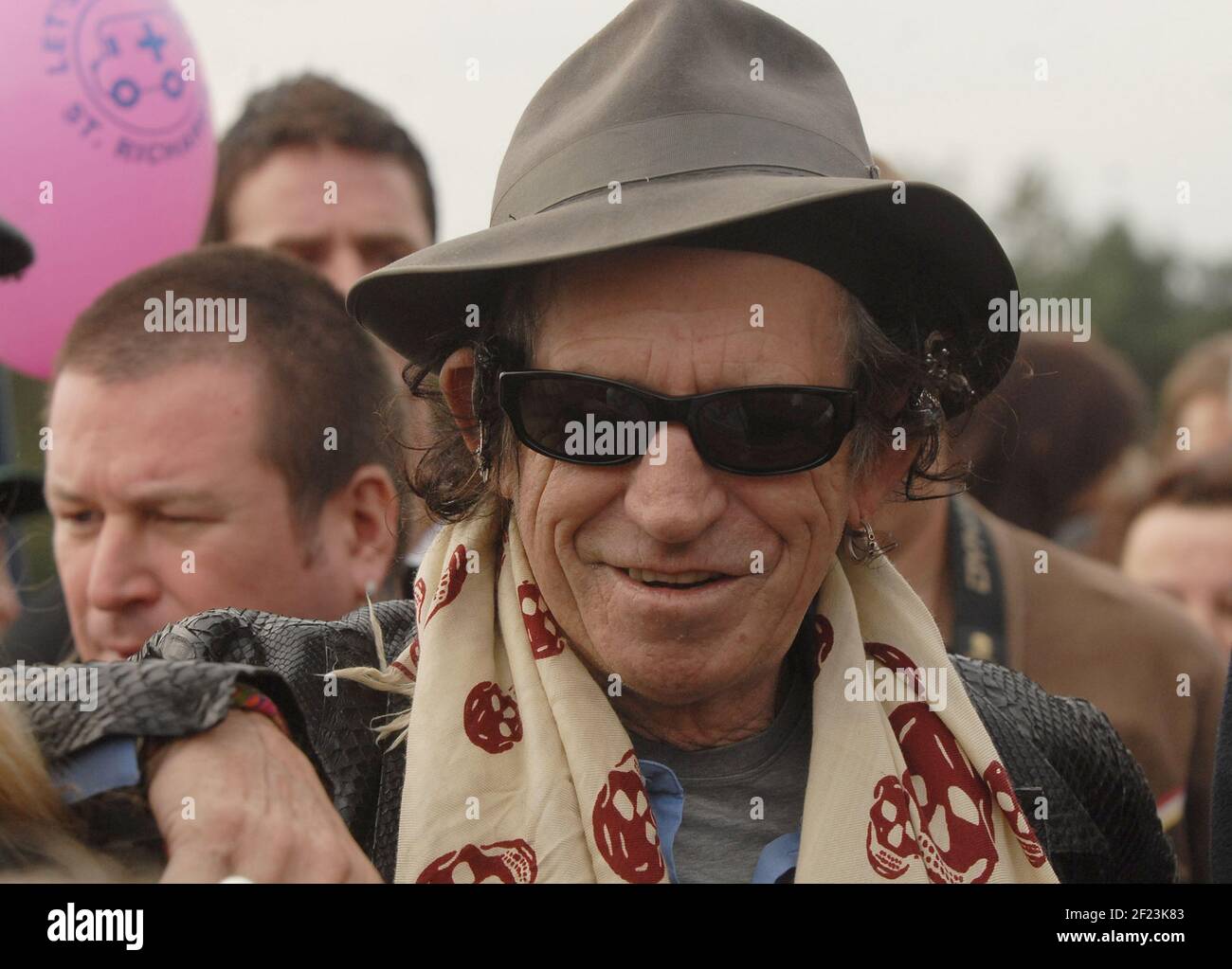 rolling stone keith richard leads the march to save st. richards ...