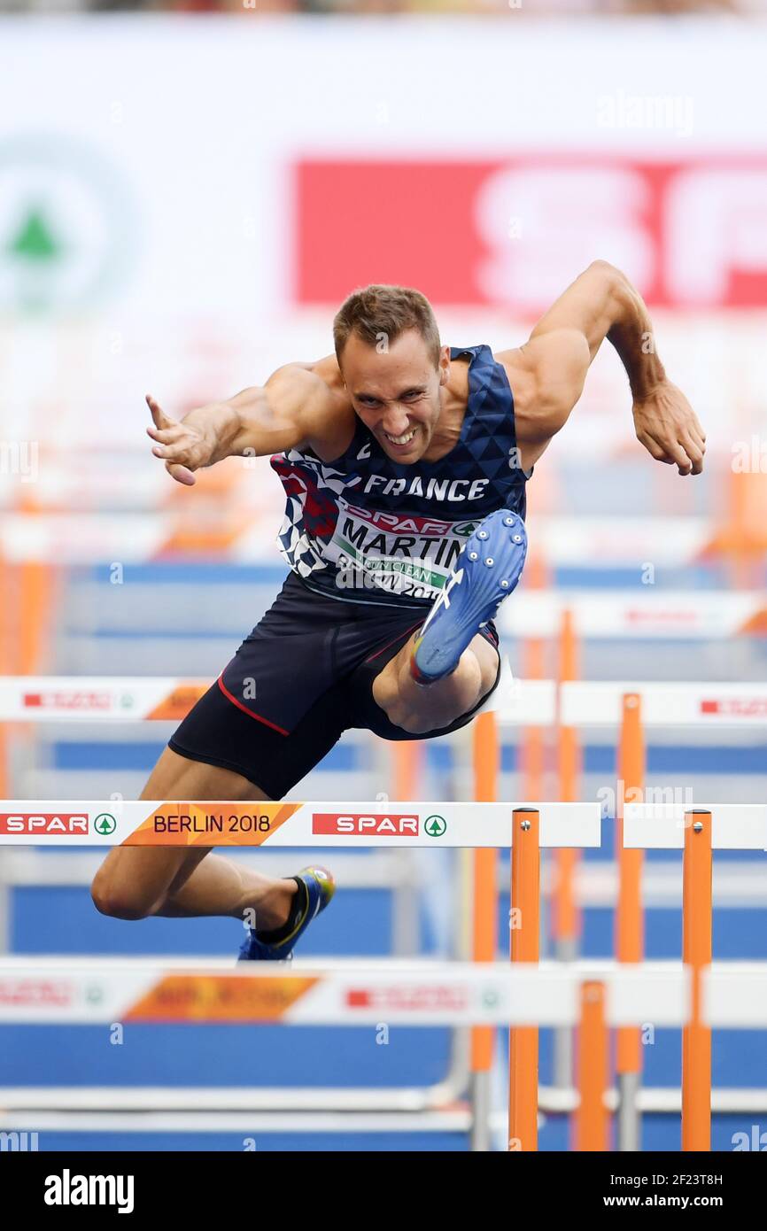 110m hurdles men decathlon hi-res stock photography and images - Alamy