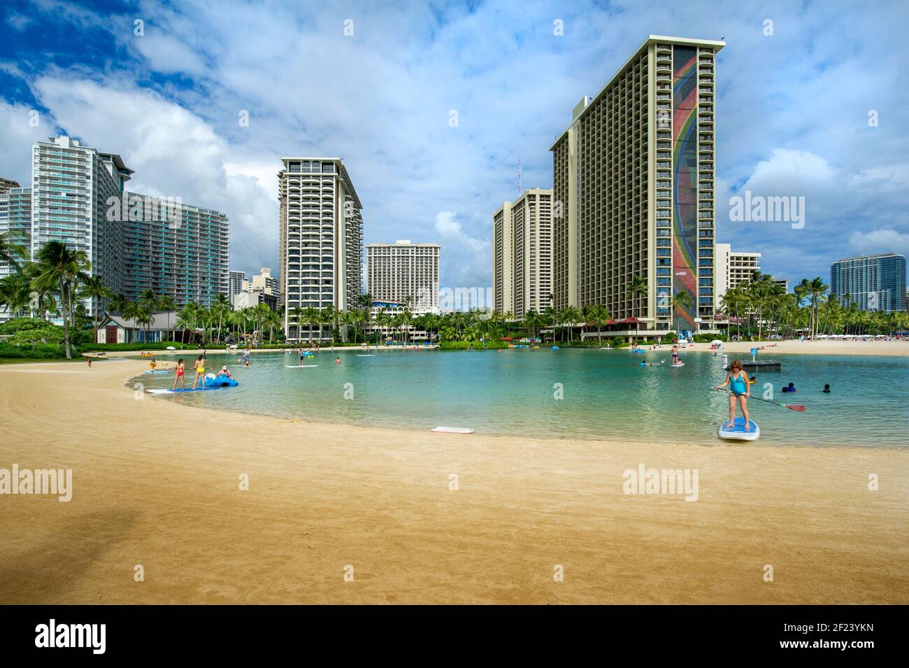 Hilton lagoon waikiki beach hi-res stock photography and images - Alamy