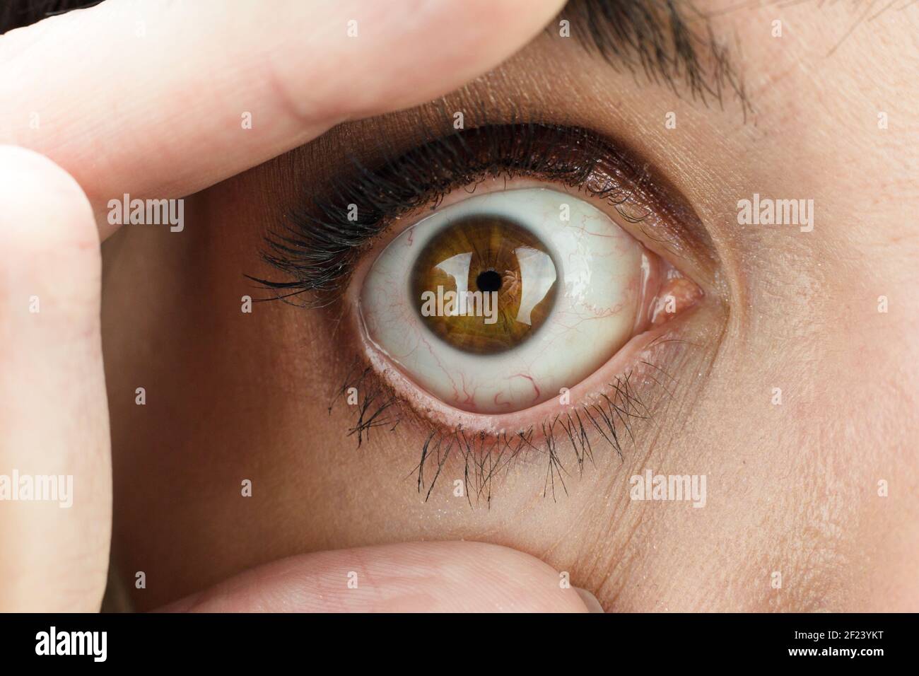 Sleepy woman wide open hi-res stock photography and images - Alamy