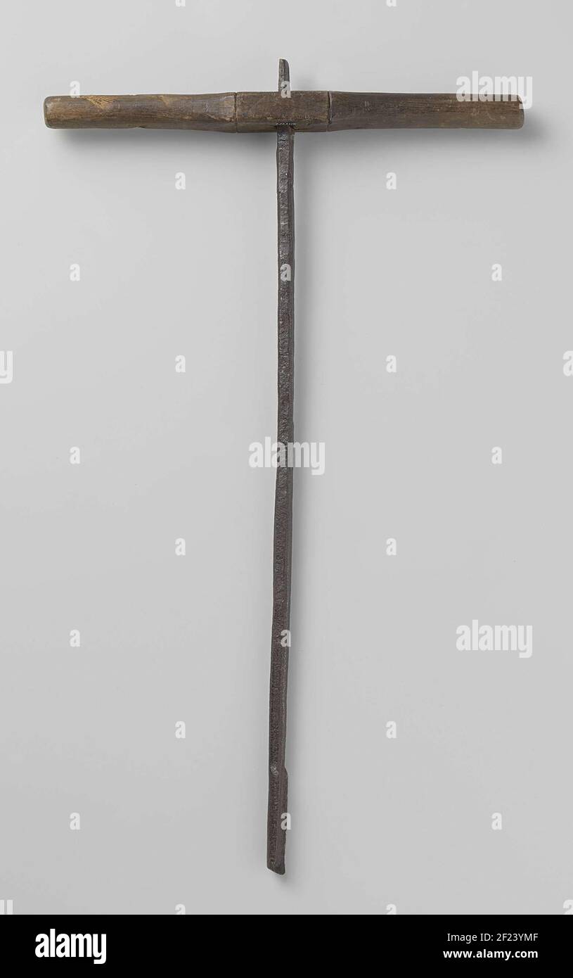 Ship building tools hi-res stock photography and images - Alamy