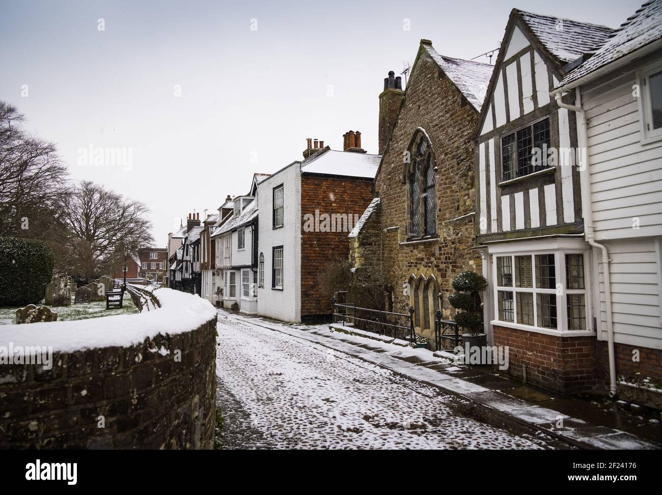 Rye winter snow sussex hi-res stock photography and images - Alamy