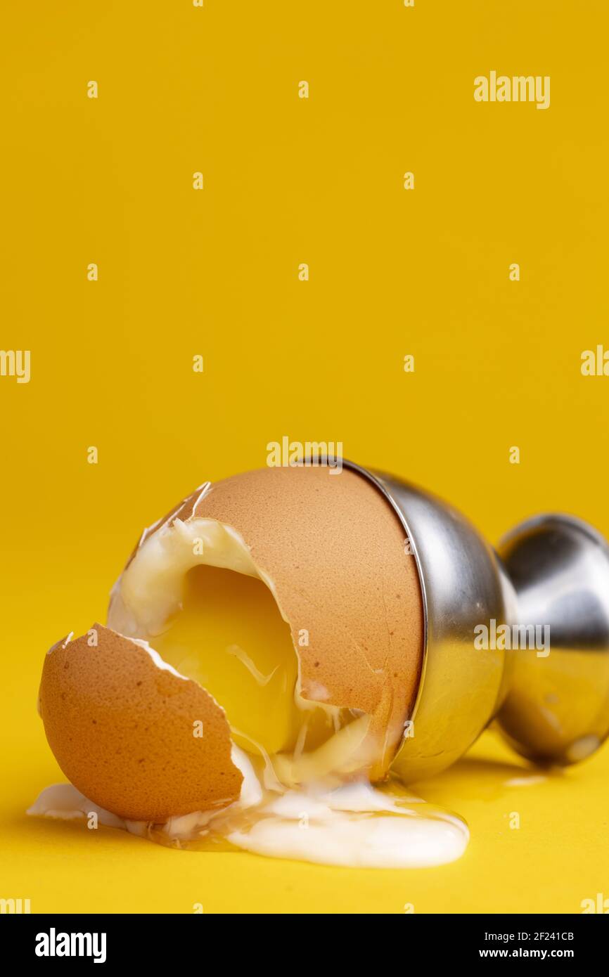 Egg yolk spill hi-res stock photography and images - Alamy
