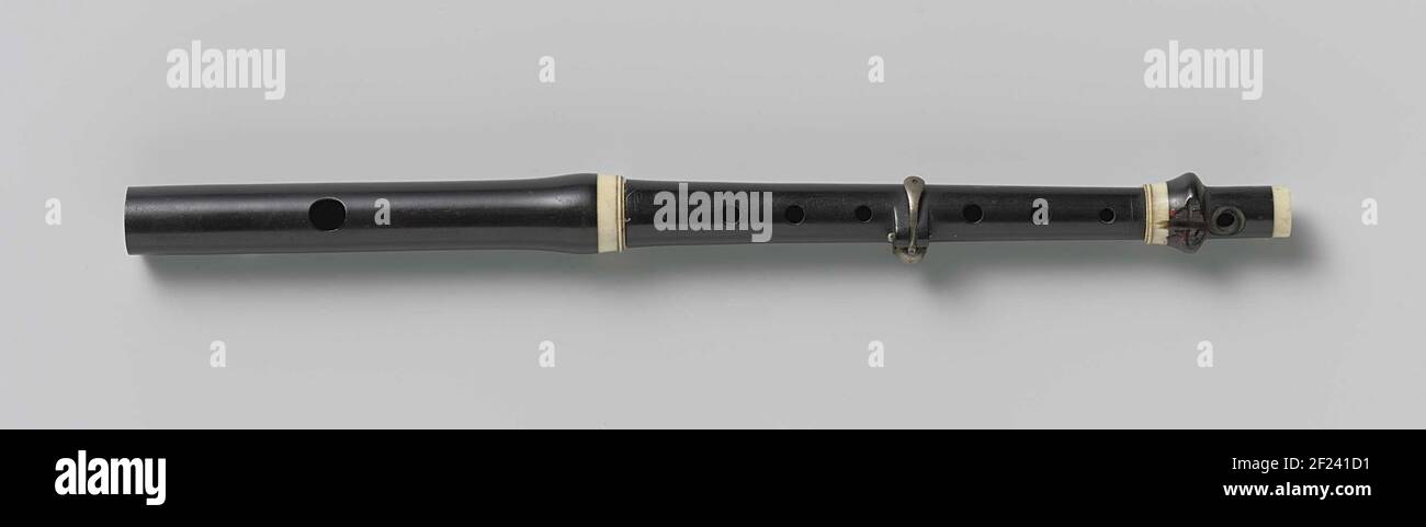 Piccolo instrument hi-res stock photography and images - Alamy