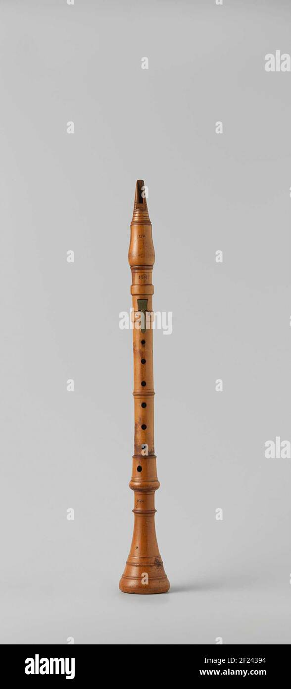 Clarinet.Clarinet of palm wood with two valves Stock Photo - Alamy