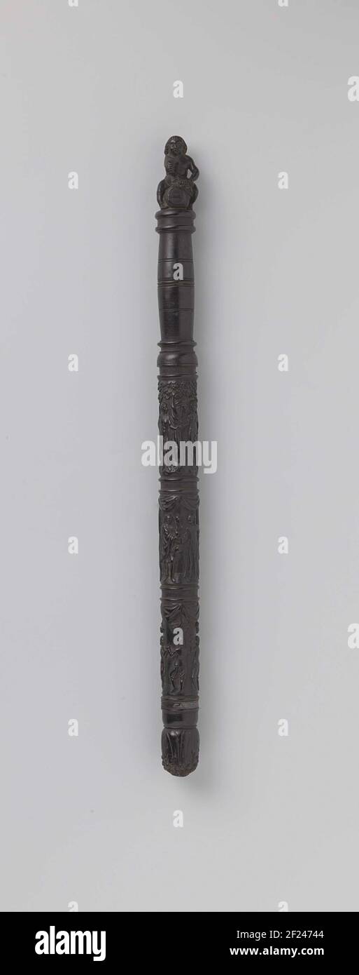 Bodestaf van het wijnkopersgilde.Round wooden stick with sections ...