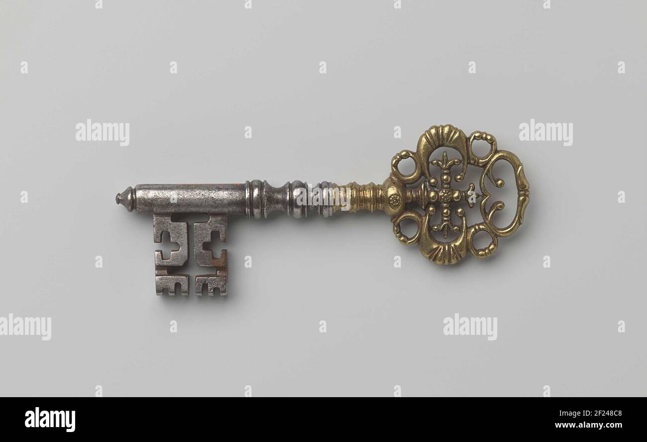 Sleutel.Key whose handle consists of incised half tubes that embed a ...