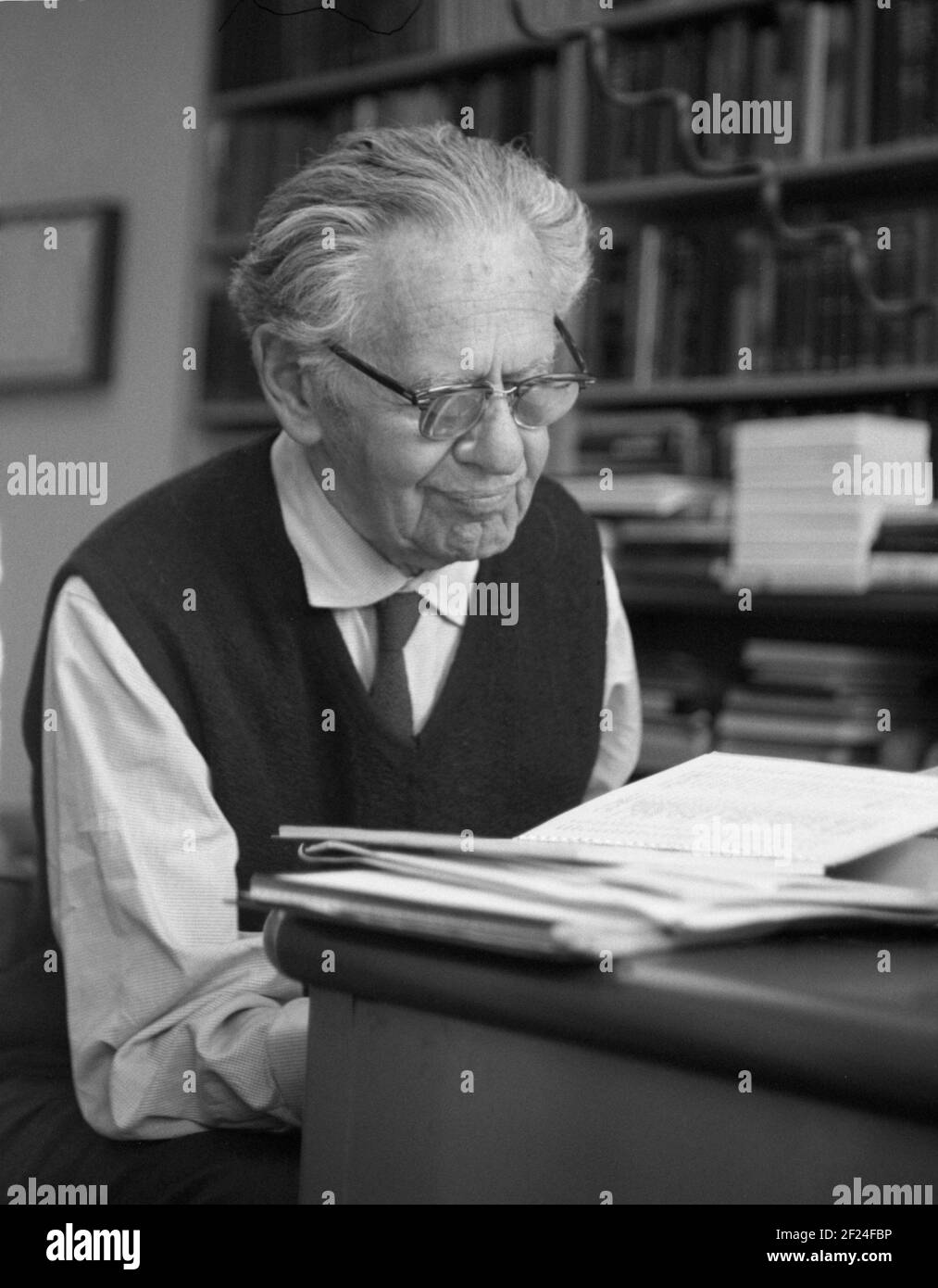 Fritz Lipmann, Nobel Prize in Physiology, German-American biochemist ...