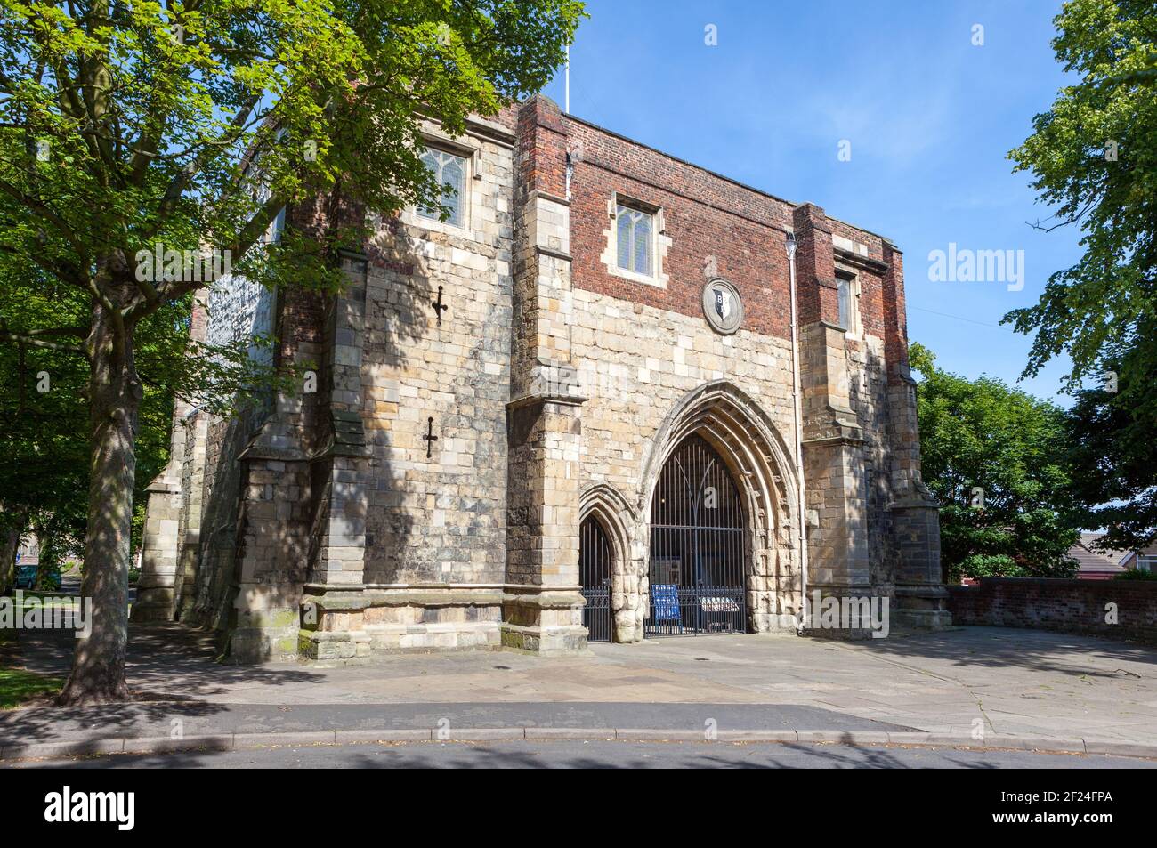 The Bayle Gate, a medieval gatehouse in Bridlington, now a museum Stock ...