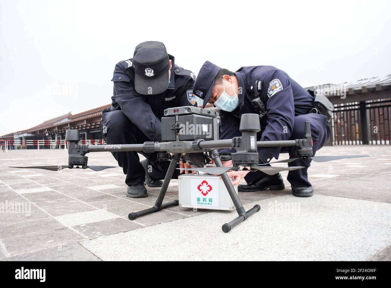 Uav in medicine hi-res stock photography and images - Alamy