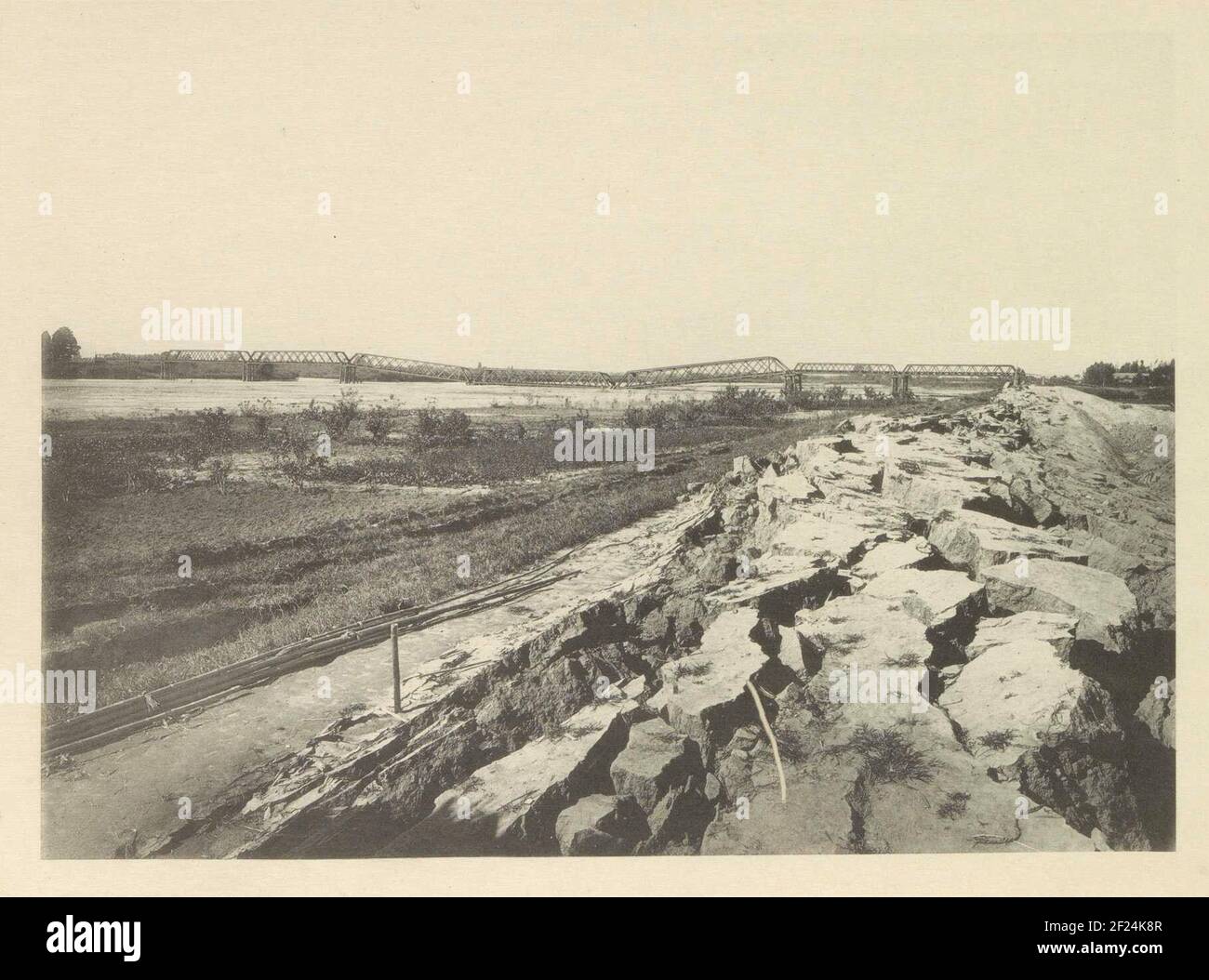 Collapsed bridge earthquake hi-res stock photography and images - Alamy