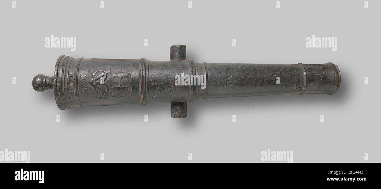 Bronze cannon voc hi-res stock photography and images - Alamy