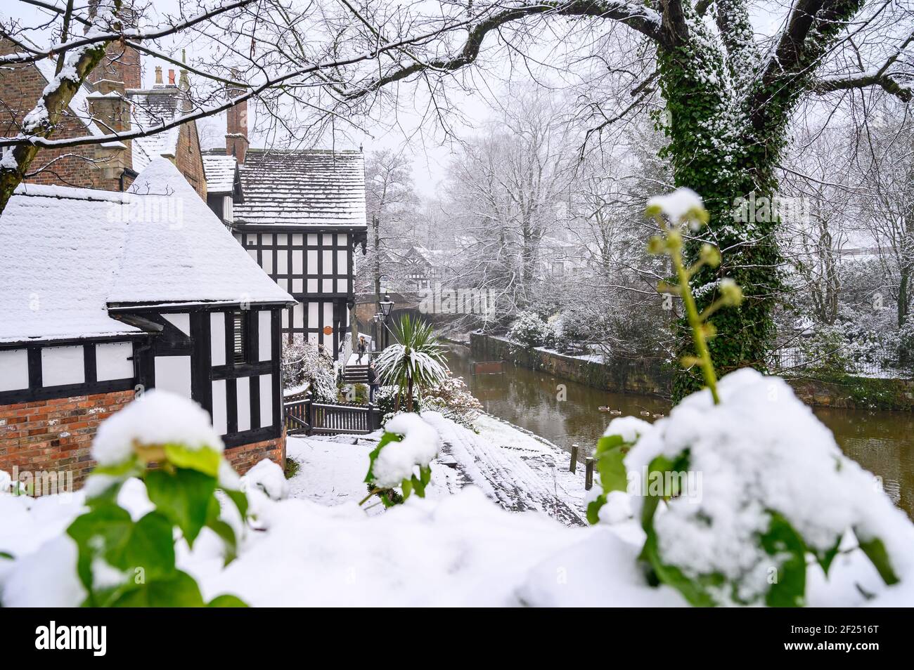 The packet house hi-res stock photography and images - Alamy