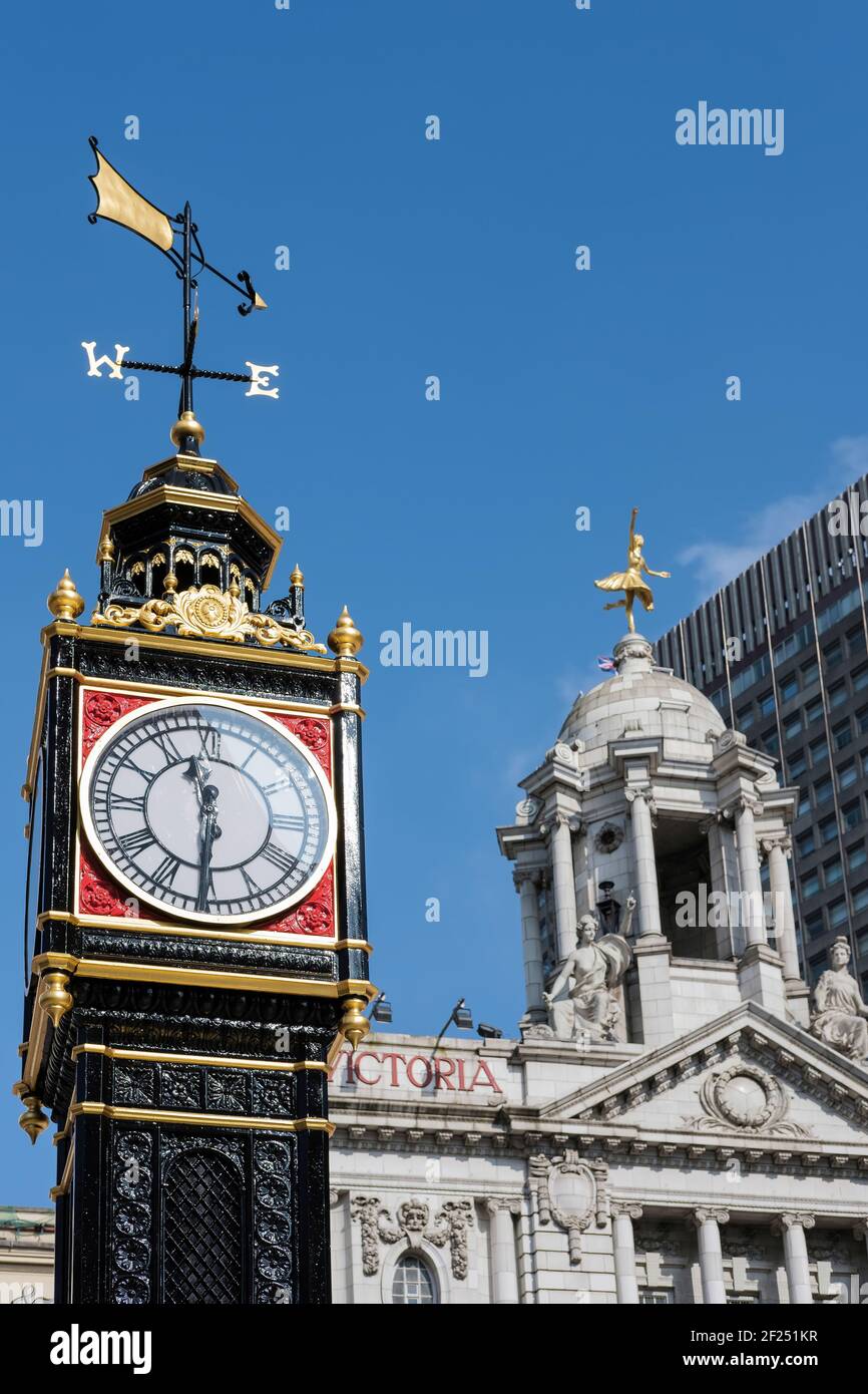 Little ben clock tower hi-res stock photography and images - Alamy