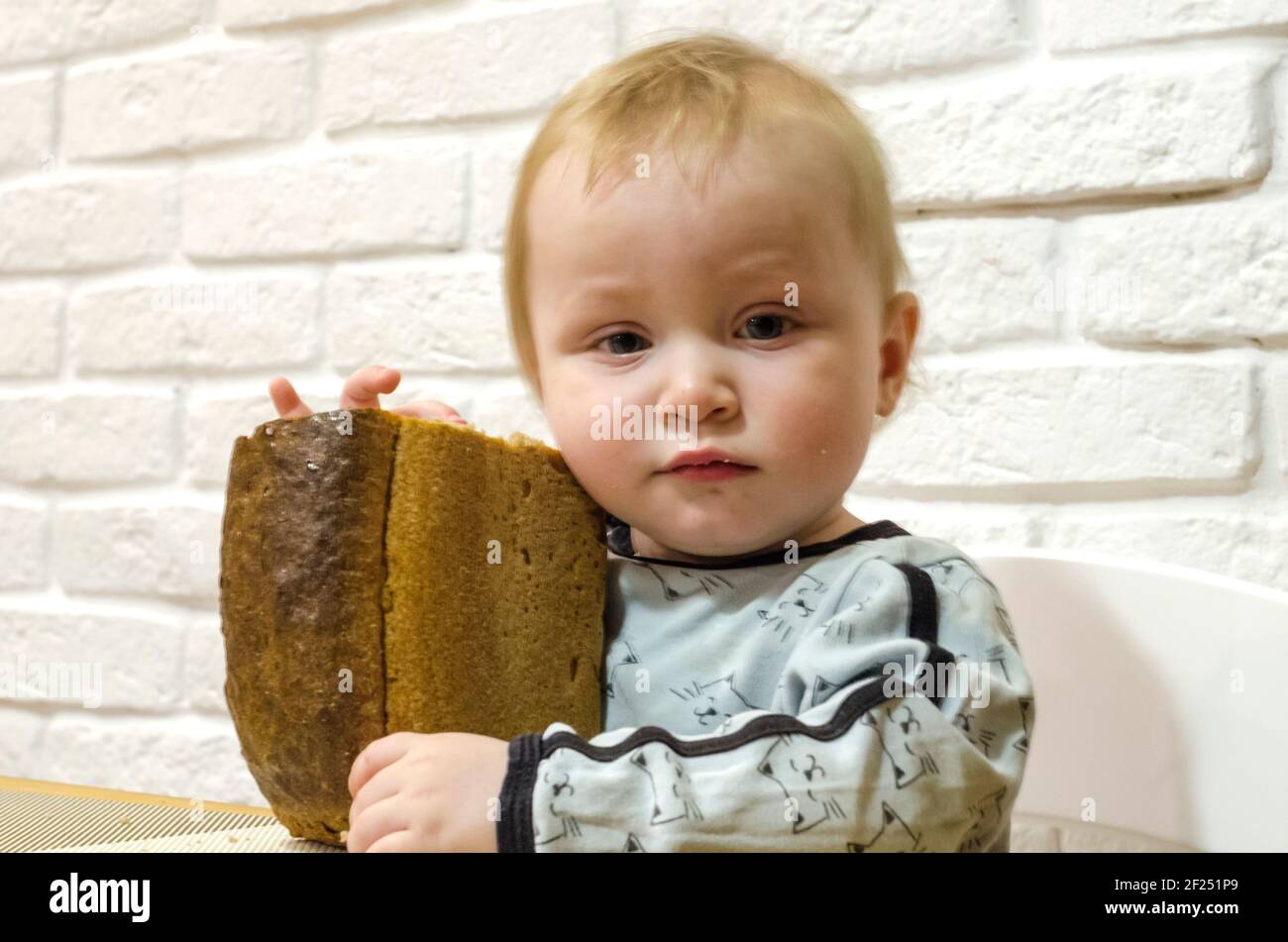Baby loaf hi-res stock photography and images - Alamy