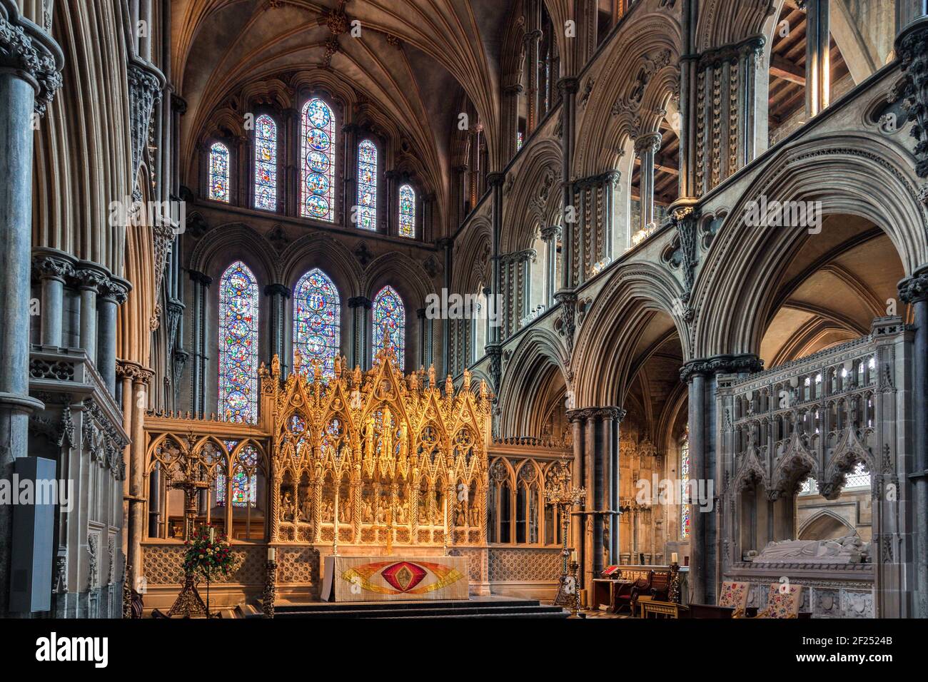 Inside ely cathedral interior hi-res stock photography and images - Alamy