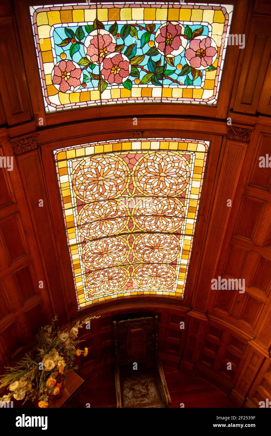 Victorian mansion interior windows hi-res stock photography and images ...