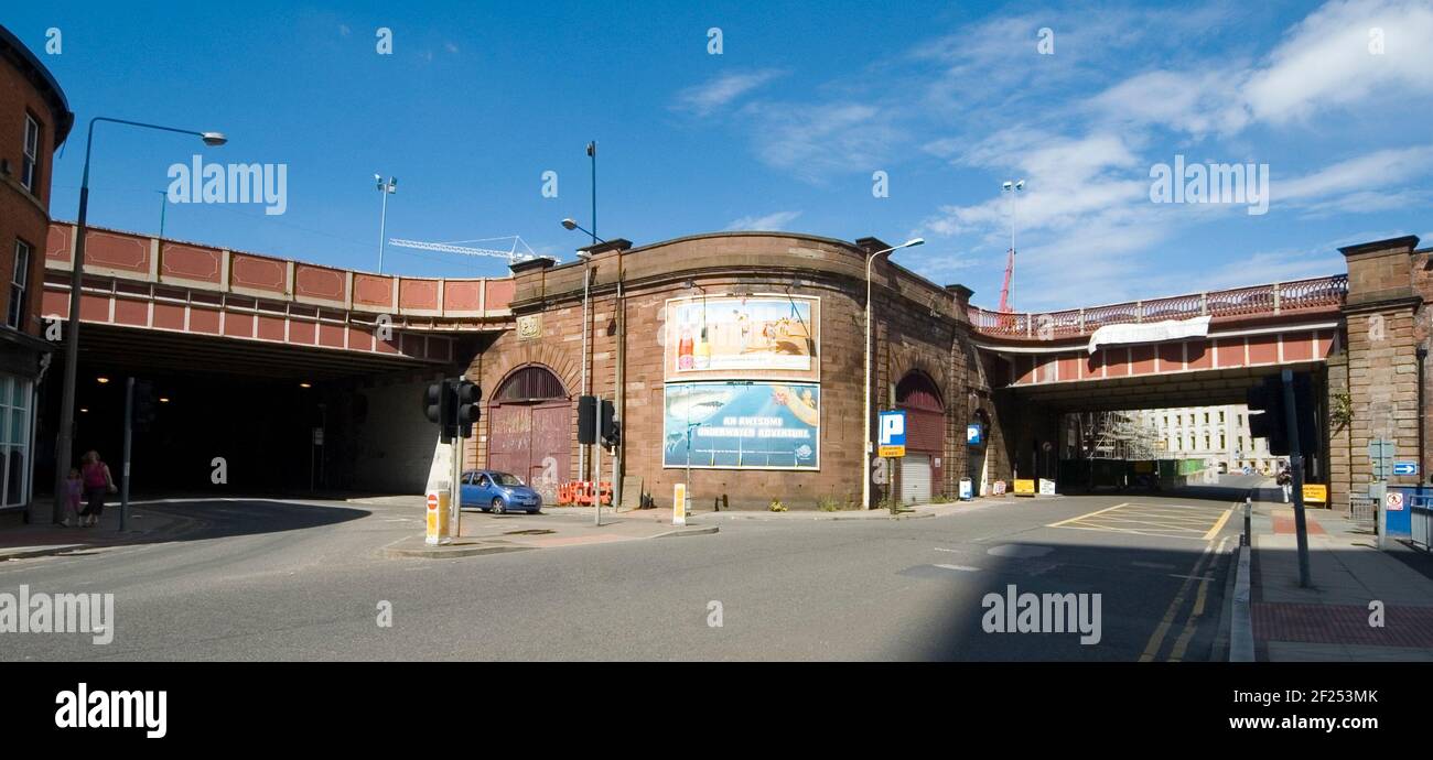 Greengate Arches - former bus station and listed structure 2005 ...