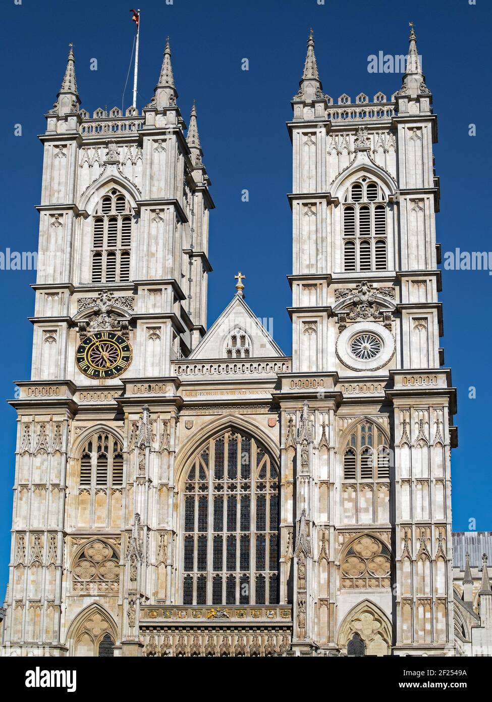 Exterior of westminster abbey hi-res stock photography and images - Alamy