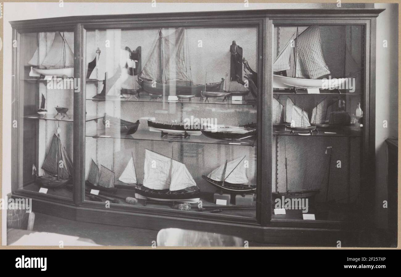 Display cabinet with ship models and models of figureheads; Showcases ...