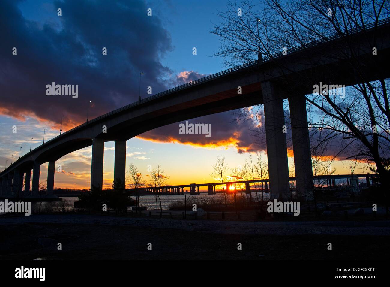 Raritan river hi-res stock photography and images - Alamy