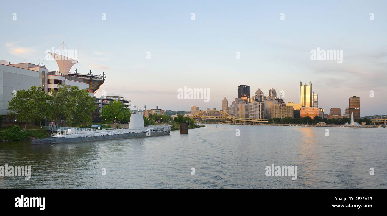 Carnegie science center hi-res stock photography and images - Alamy