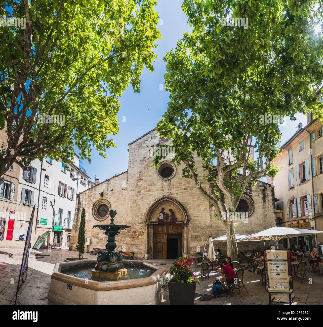 Old center of Manosque in the Alpes-de-Haute-Provence in France Stock ...