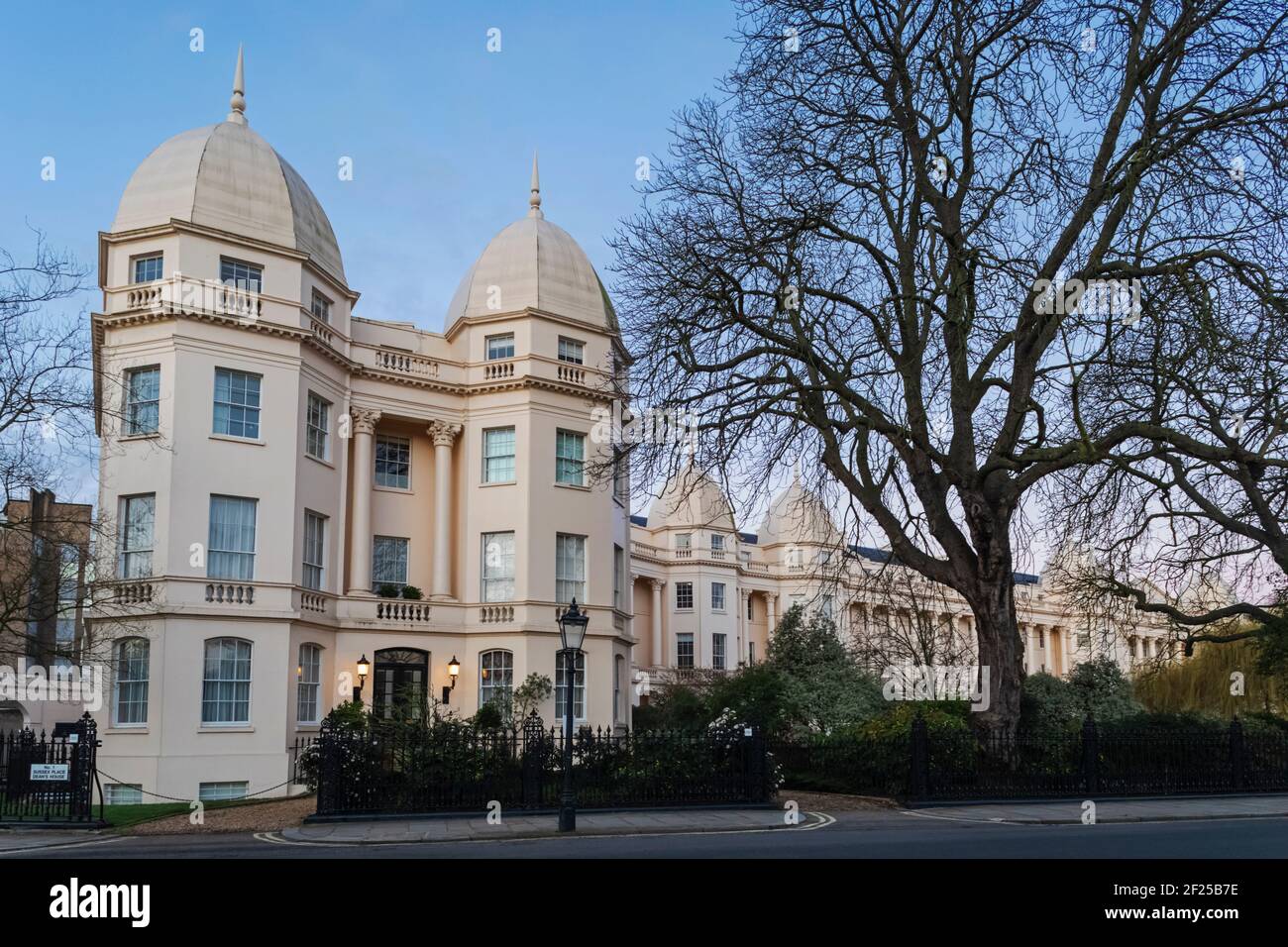 No 1 sussex place hi-res stock photography and images - Alamy