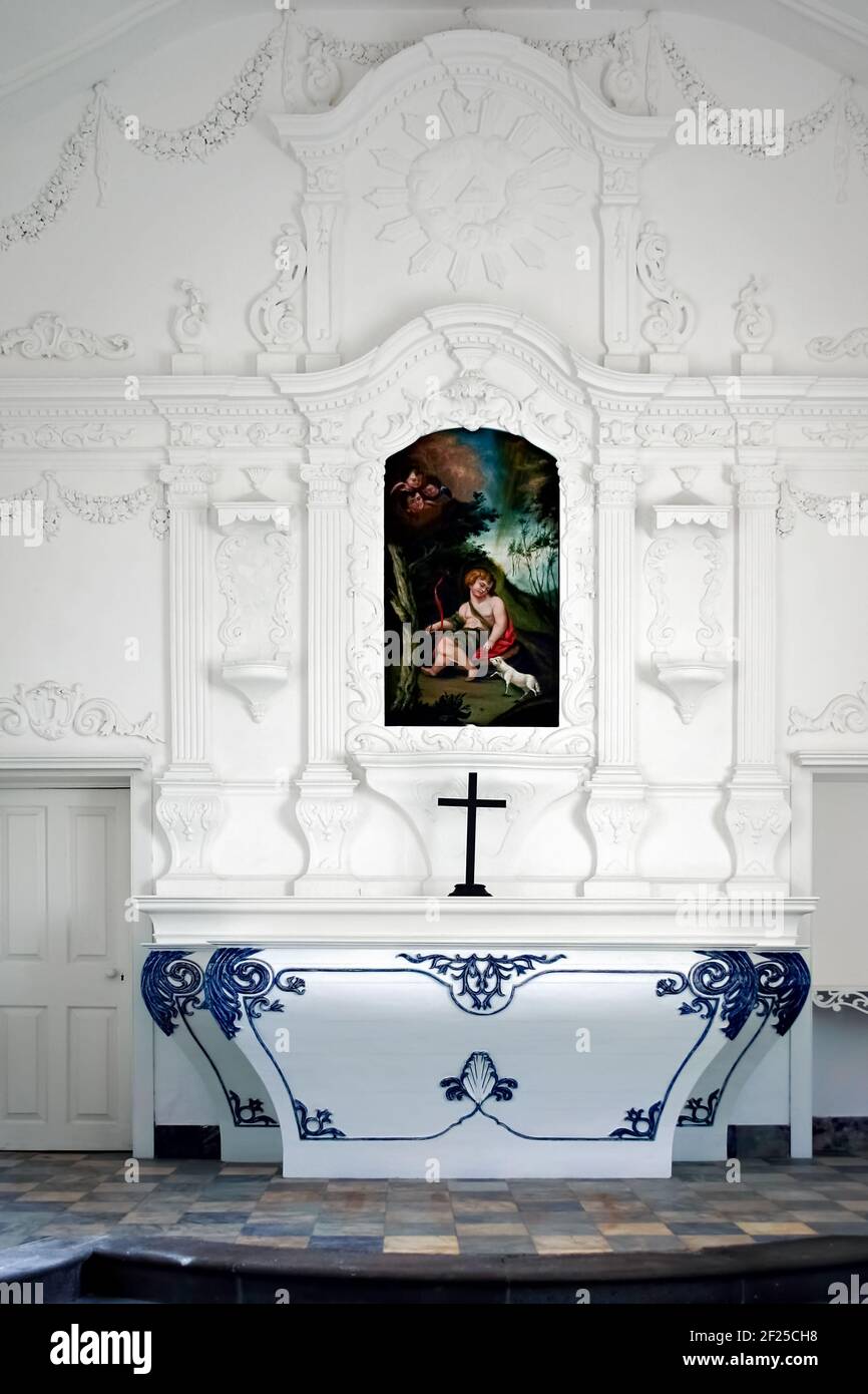 Altar of the cross hi-res stock photography and images - Alamy