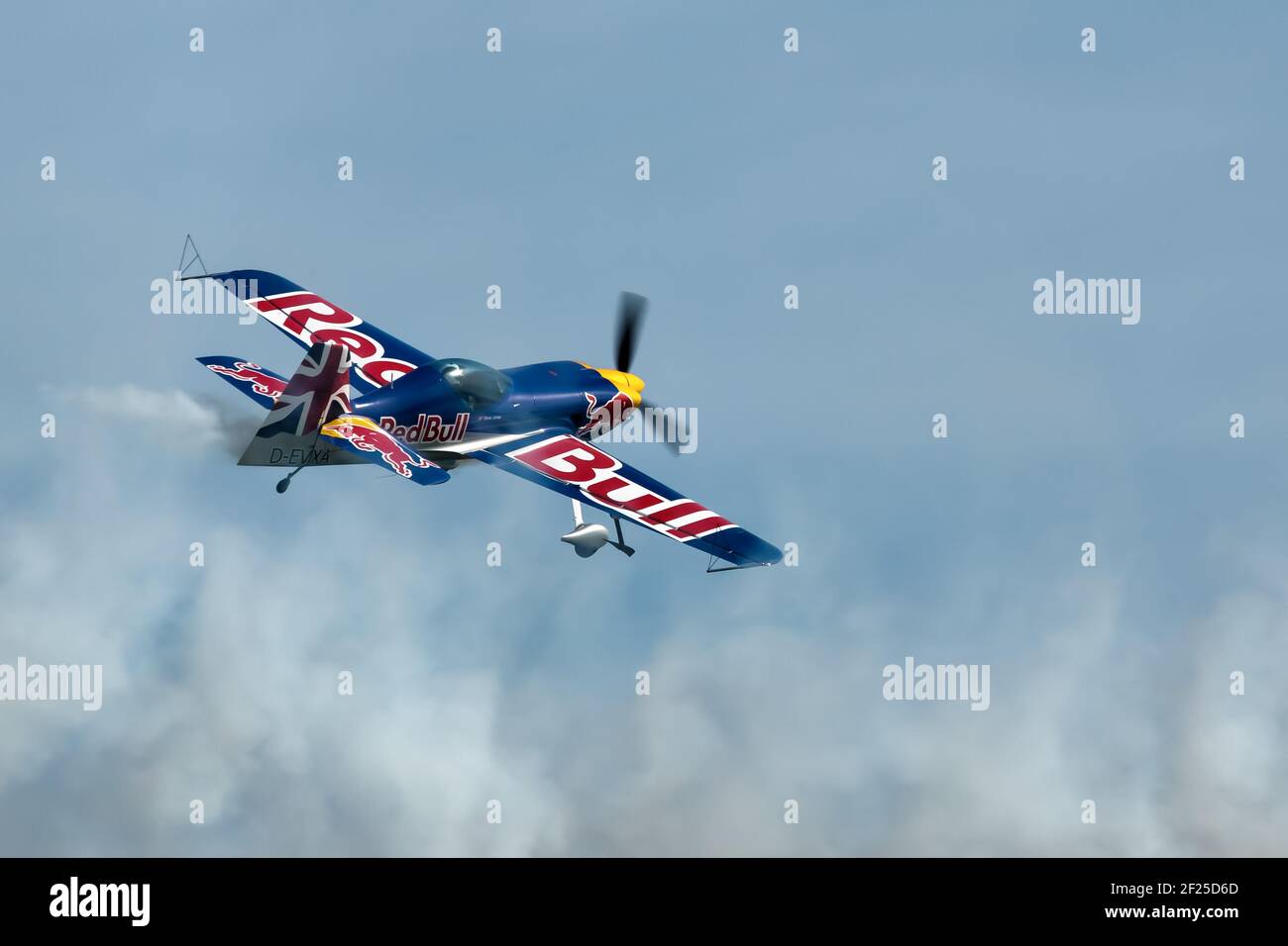 Red bull matador hi-res stock photography and images - Alamy