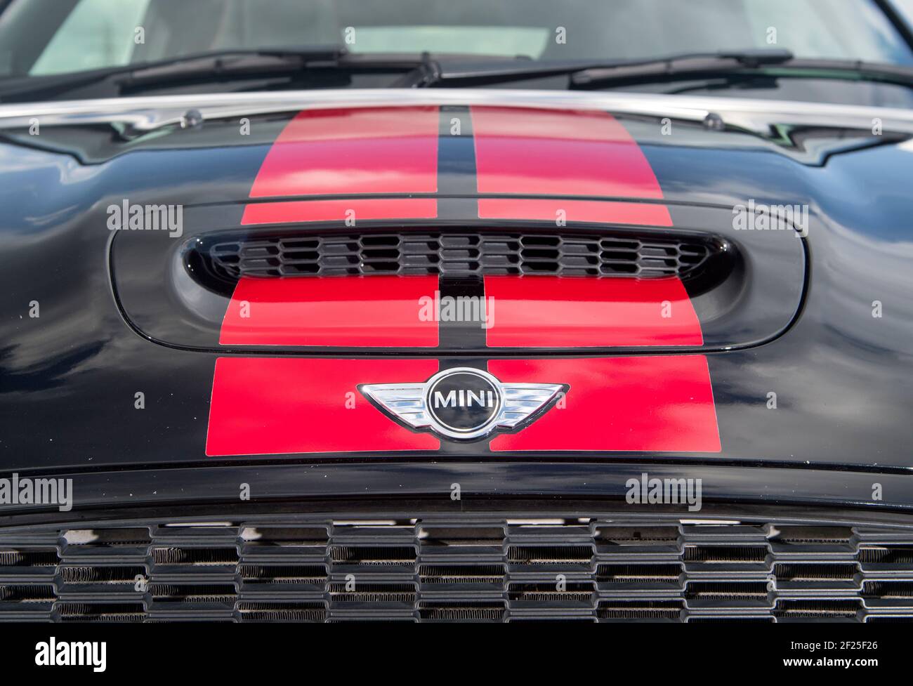 John cooper logo hi-res stock photography and images - Alamy