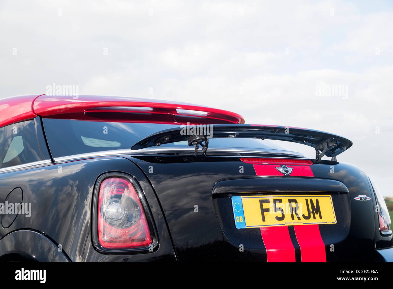 Mini cooper coupé jcw hi-res stock photography and images - Alamy