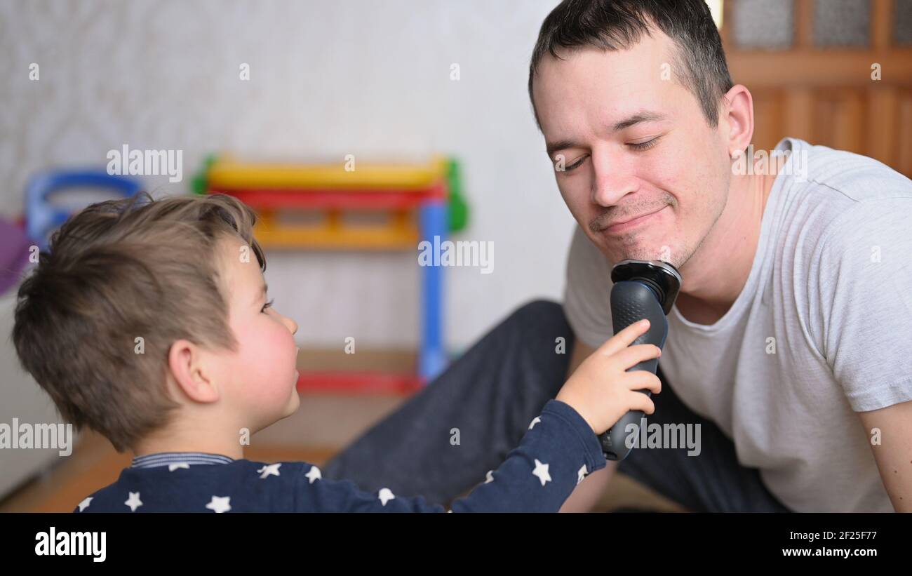 Baby father shaving hi-res stock photography and images - Alamy