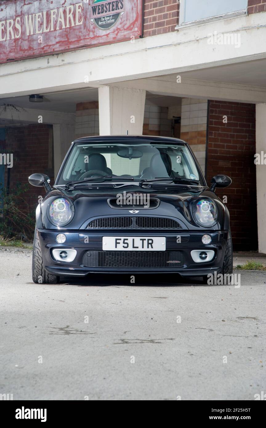 Modified R50 (first generation) Mini Cooper S Stock Photo - Alamy