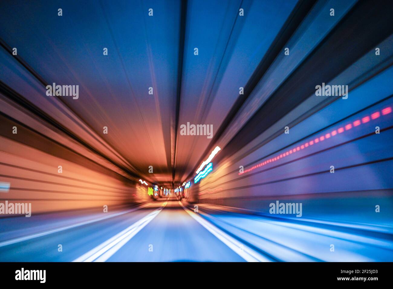 Warped view hi-res stock photography and images - Alamy