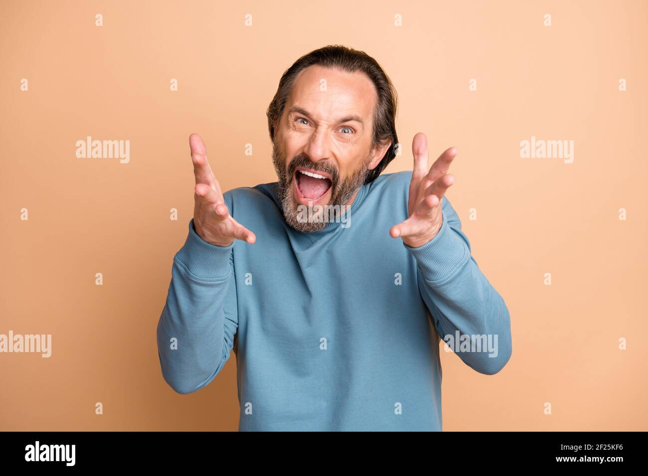 Photo portrait of mad furious man arguing shouting gesturing hands ...