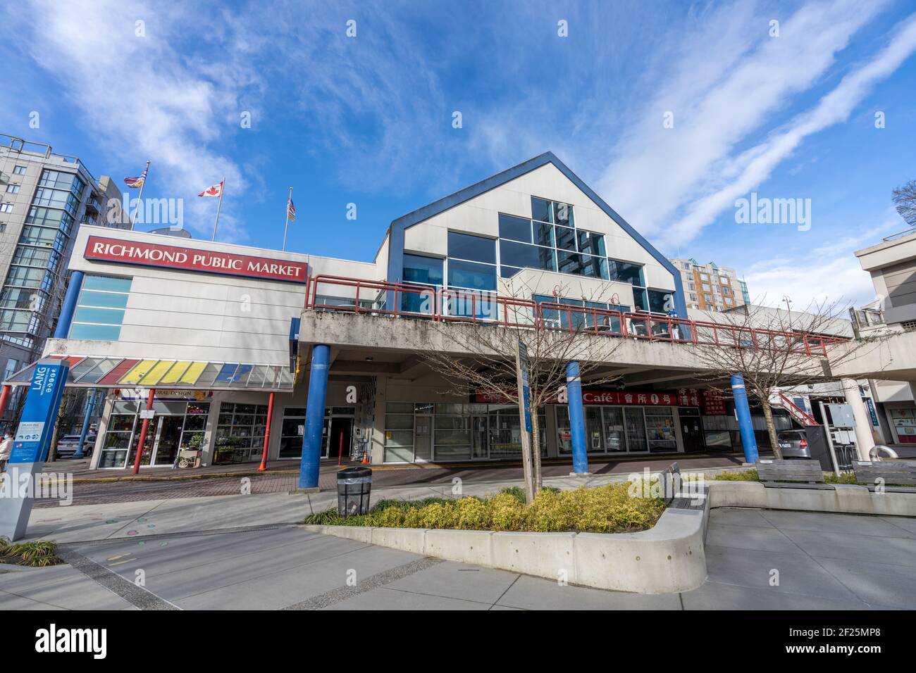 Richmond british columbia chinese hi-res stock photography and images ...