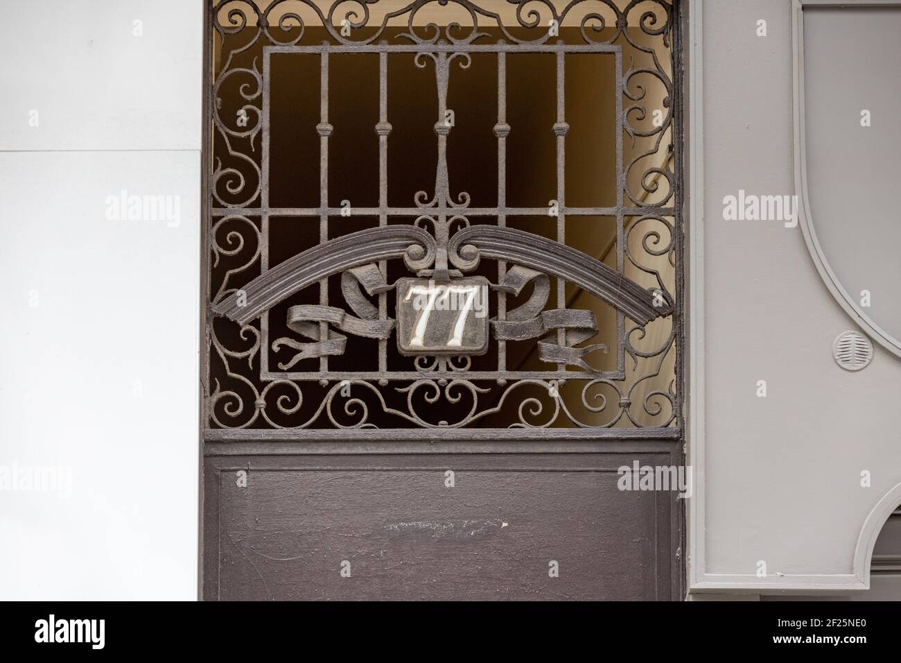 House number 77 hi-res stock photography and images - Alamy