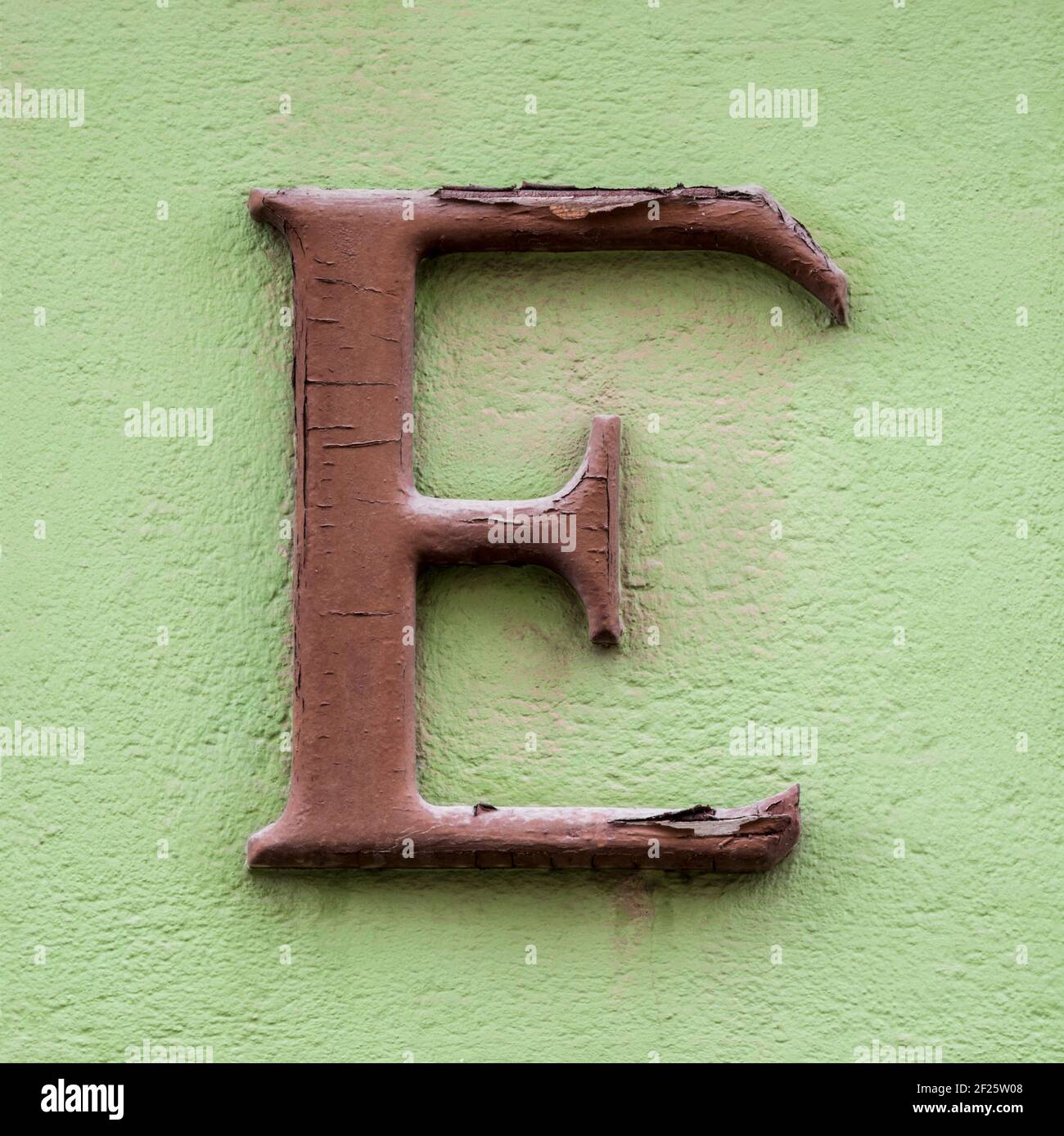 E green hi-res stock photography and images - Alamy