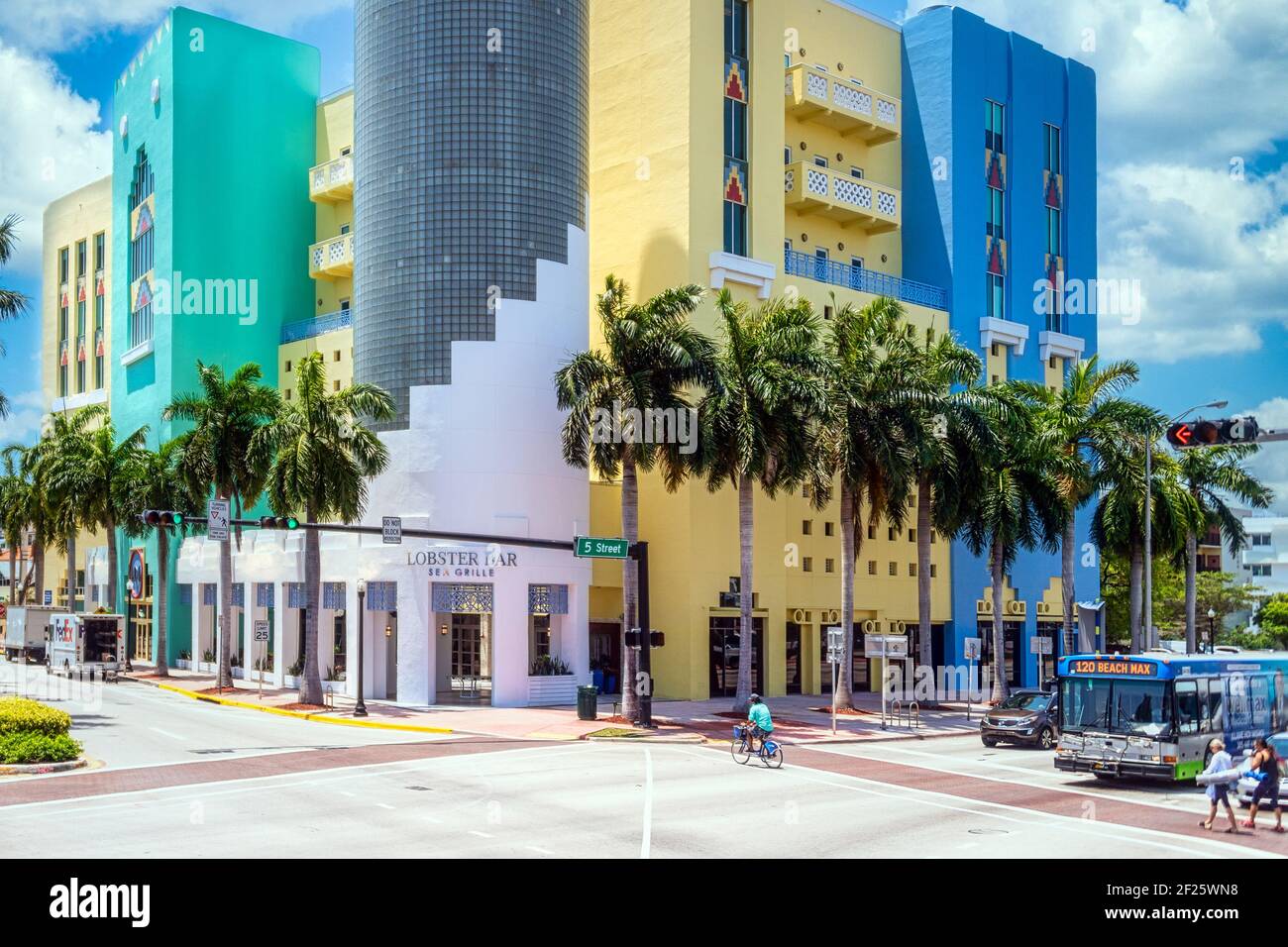 Colorful miami hi-res stock photography and images - Alamy
