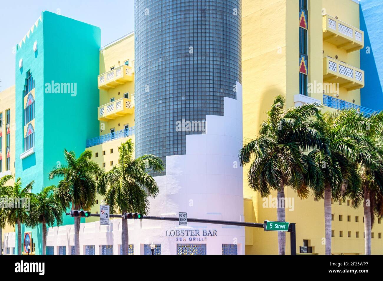 Florida bar building hi-res stock photography and images - Alamy