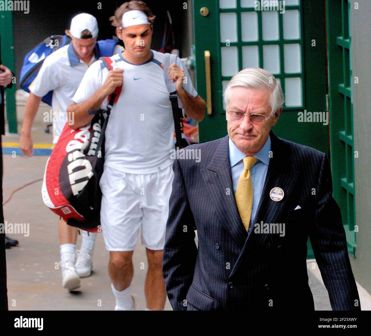 Steve adams hi-res stock photography and images - Alamy