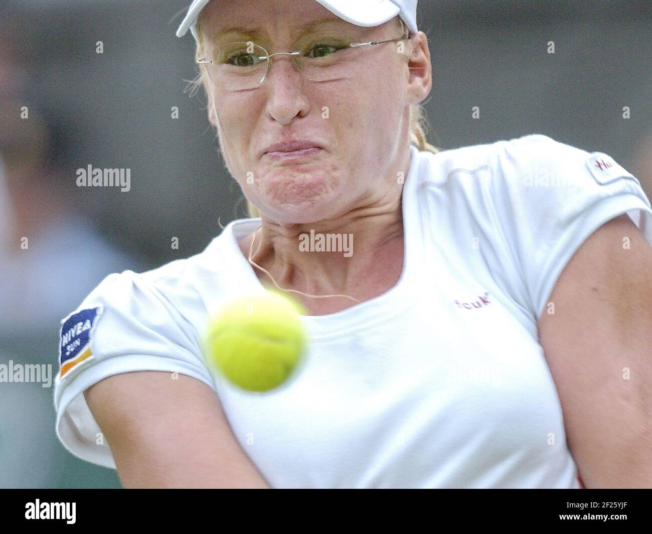WIMBLEDON TENNIS CHAMPIONSHIPS 1st DAY E.BALTACHA DURING HER MATCH WITH ...
