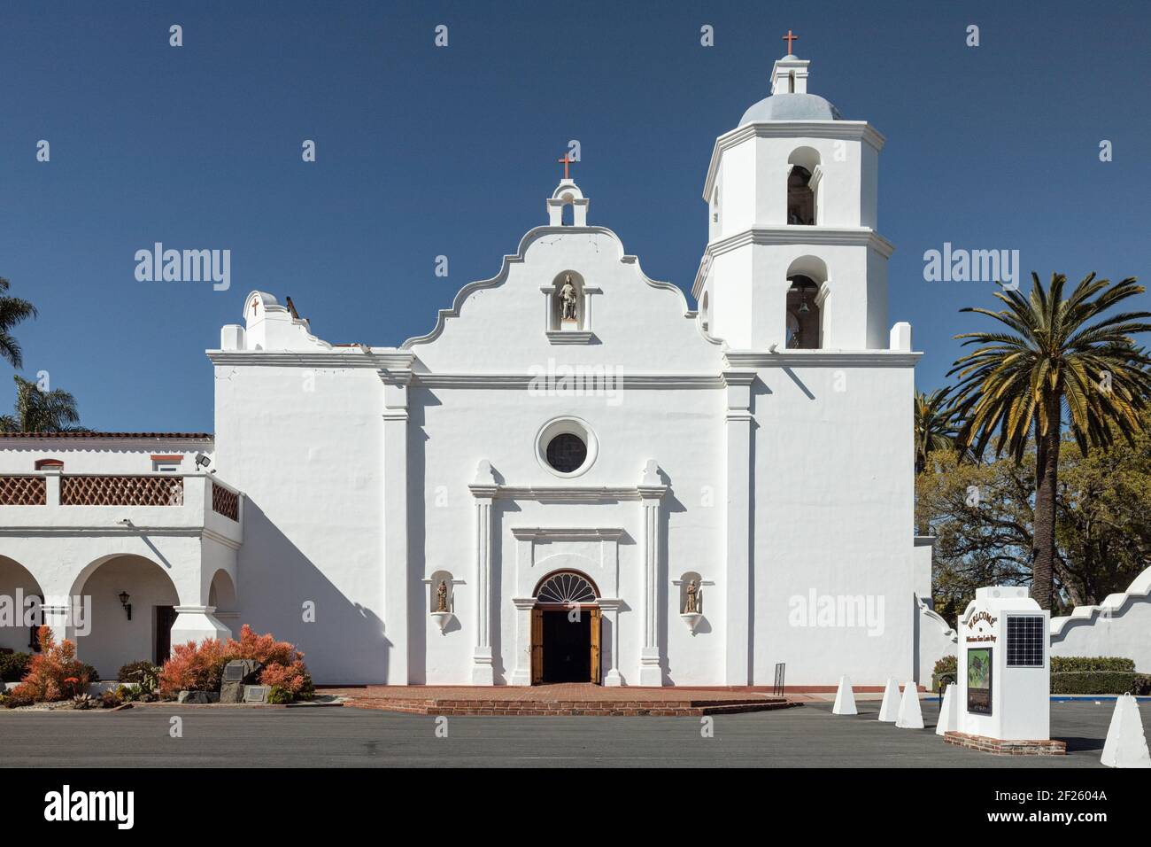 Religious church cross hi-res stock photography and images - Alamy