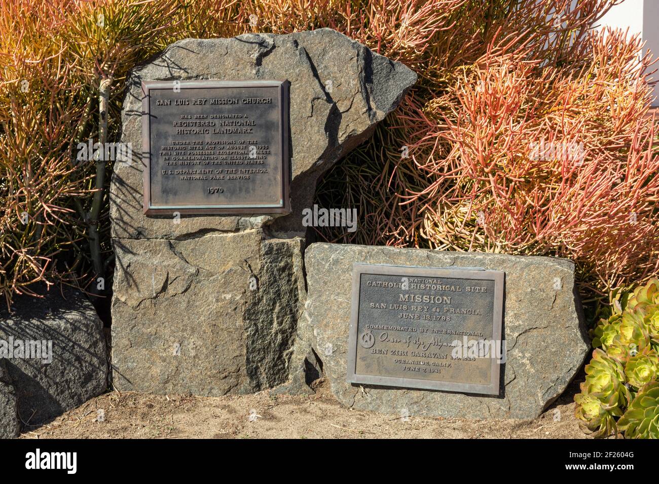 Tourism old historical monuments hi-res stock photography and images ...