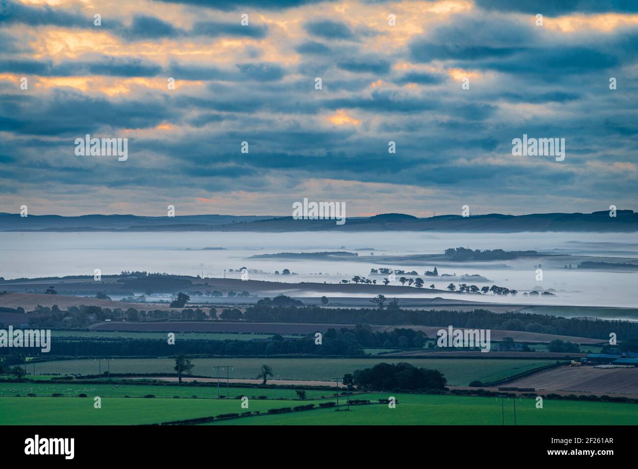 Scottish countryside sunrise hi-res stock photography and images - Alamy