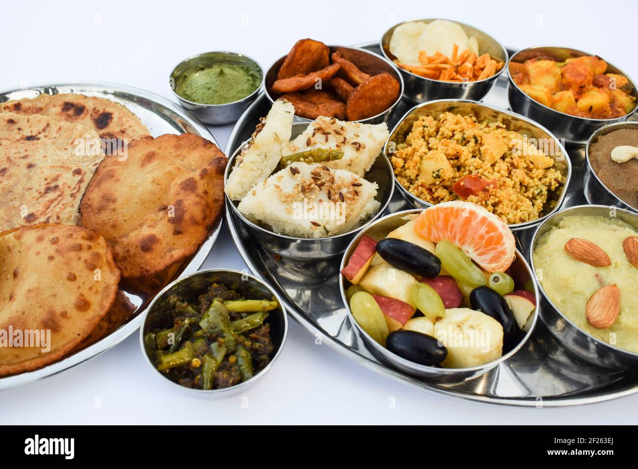 Gujarati thali hi-res stock photography and images - Alamy