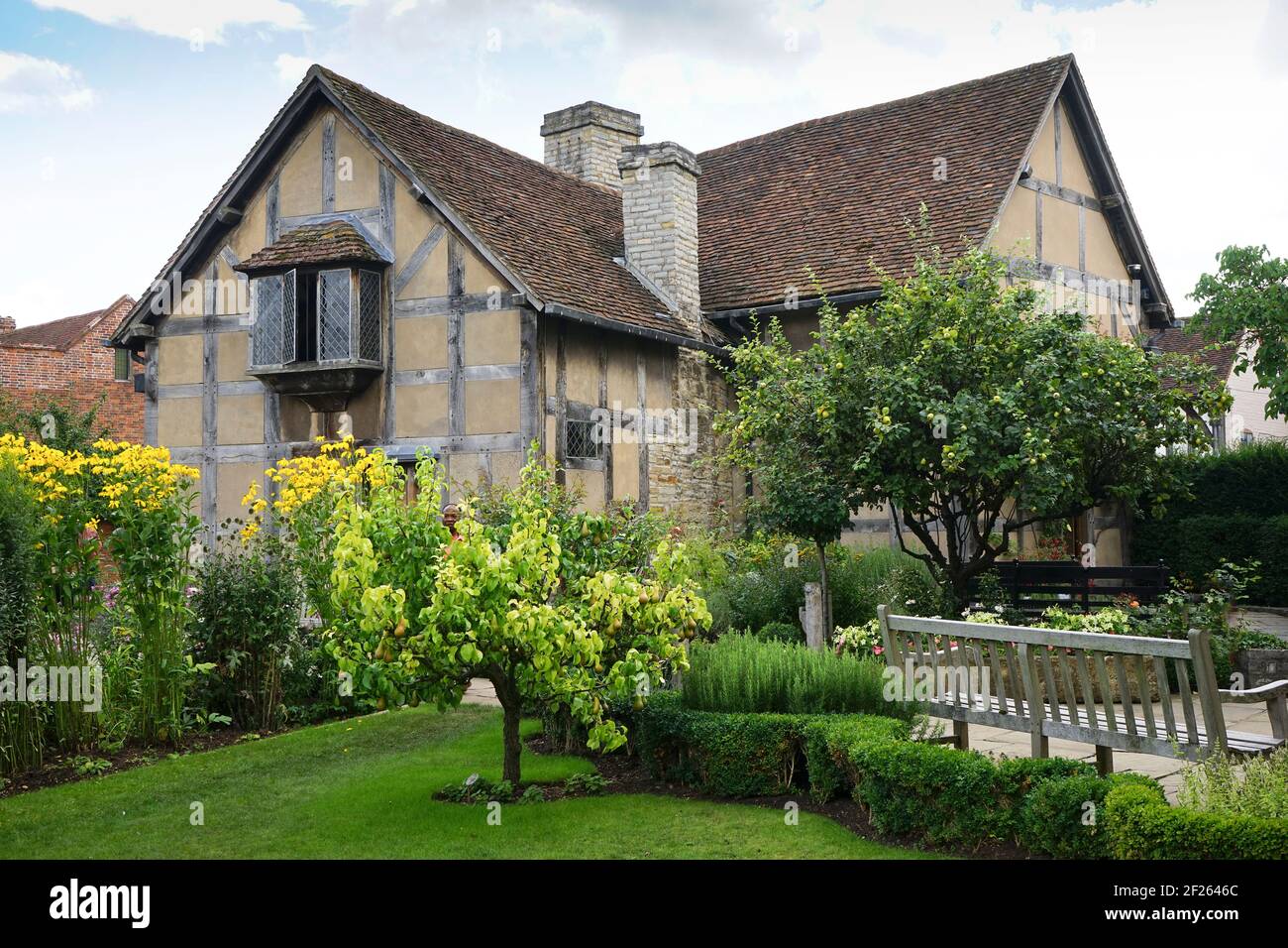 Shakespeares house hi-res stock photography and images - Alamy