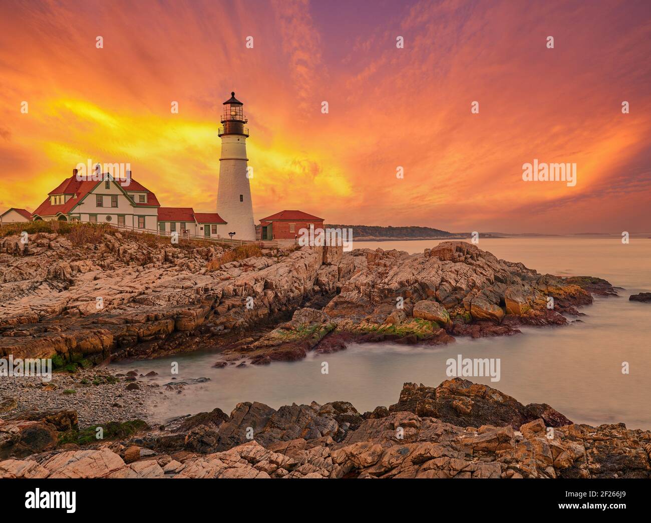 Portland head light maine hi-res stock photography and images - Alamy