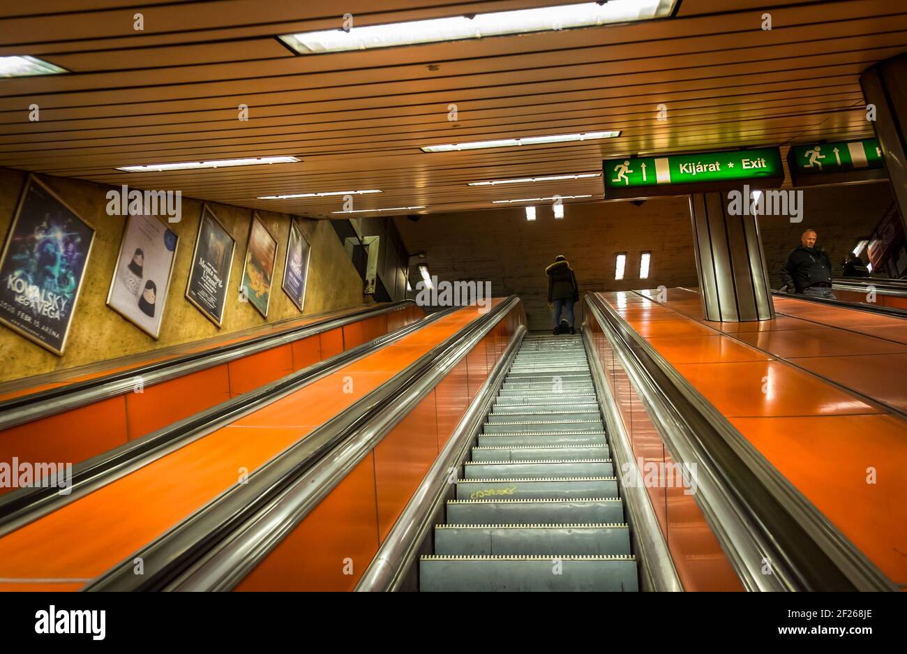 Metro budapest hungary europe hi-res stock photography and images - Alamy
